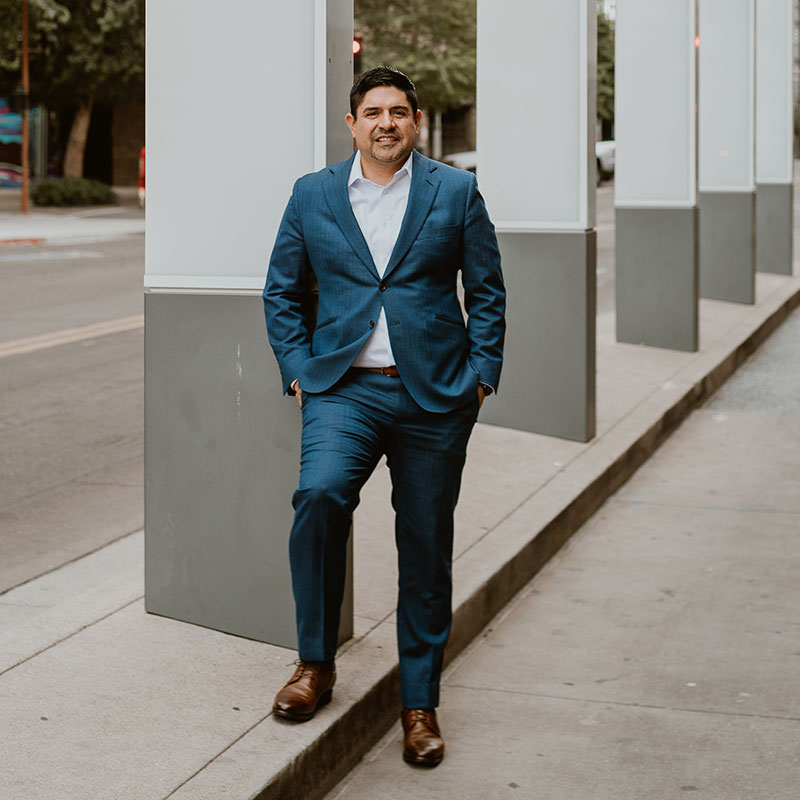 A Novle Leader: Activating the Latino community | En Breve News